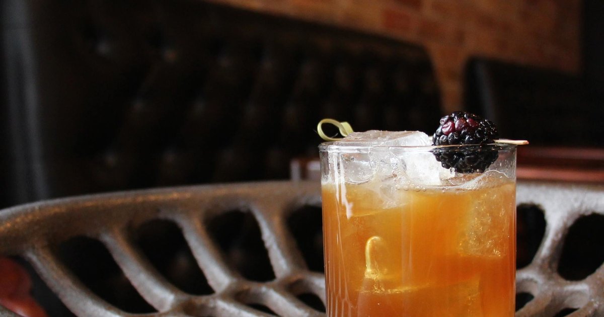 Scofflaw: A Chicago, IL Bar.