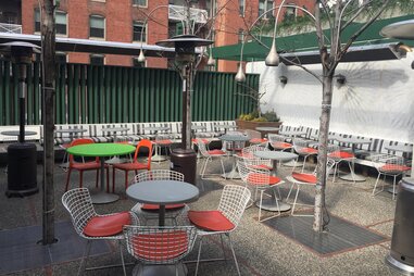 Best Rooftop Bars in Philadelphia: Philly Bars With a View - Thrillist