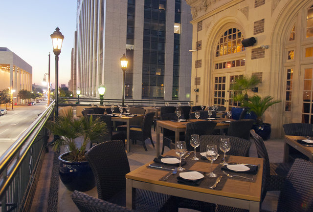 Lawless Spirits & Kitchen - Thrillist Houston