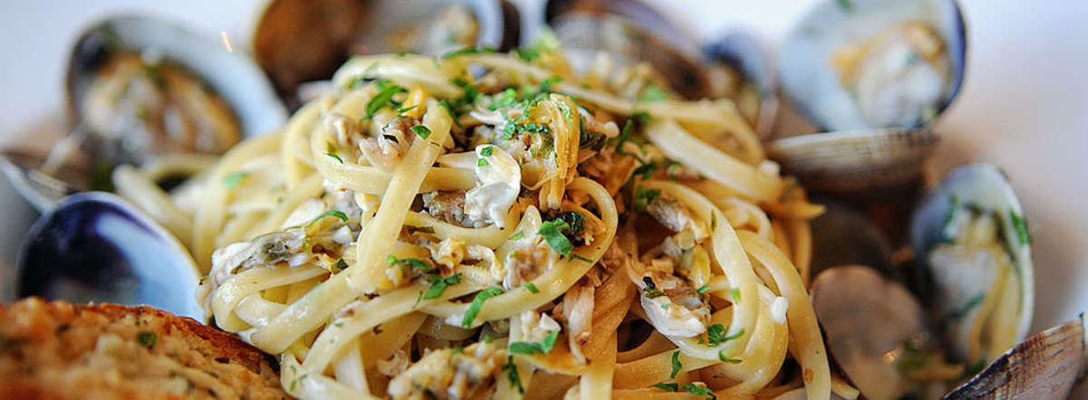 MoMo's: A Restaurant in San Francisco, CA - Thrillist