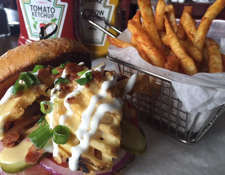 Bookies Bar & Grille: A Bar in Detroit, MI - Thrillist