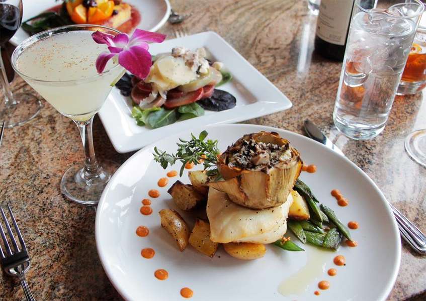 Luca Italian Cuisine: A Bar in Cleveland, OH - Thrillist