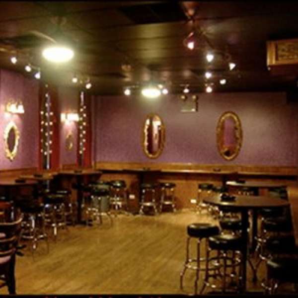 The Store: A Bar in Chicago, IL - Thrillist