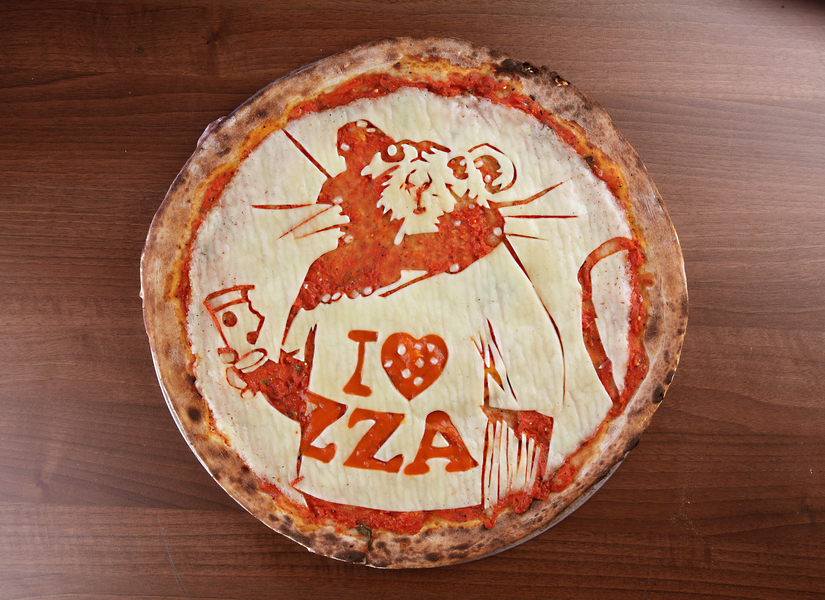 Domenico Crolla Pizza Rat Video - Thrillist