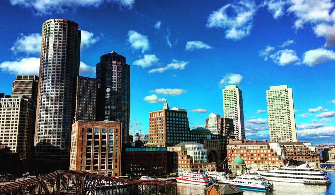 Lookout Rooftop and Bar at Envoy Hotel: A Boston, MA Bar.