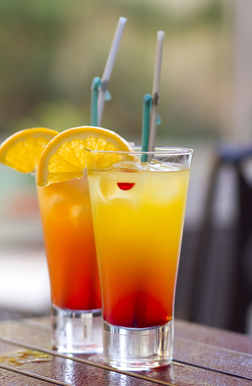 Embarrassing Cocktails That Bartenders Hate to Make - Thrillist