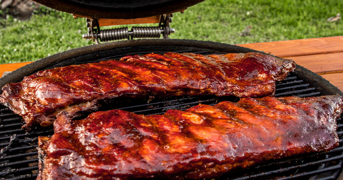 Tennessee Whiskey Glazed Ribs Recipe Video - Thrillist