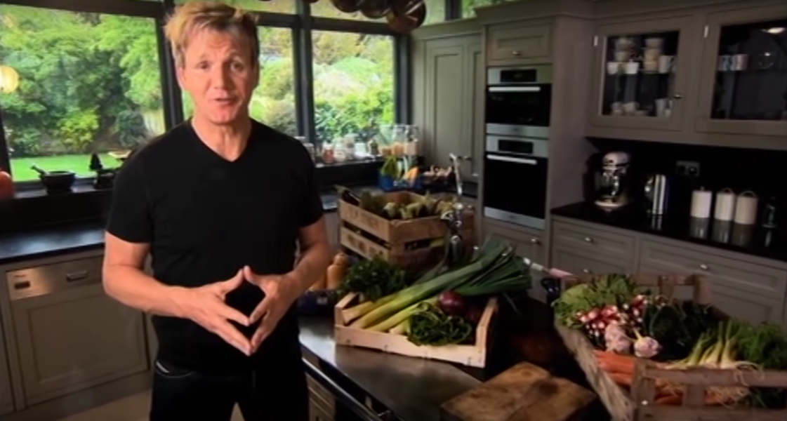 Gordon Ramsay's Guide To Buying Great Fish (Video) - Thrillist