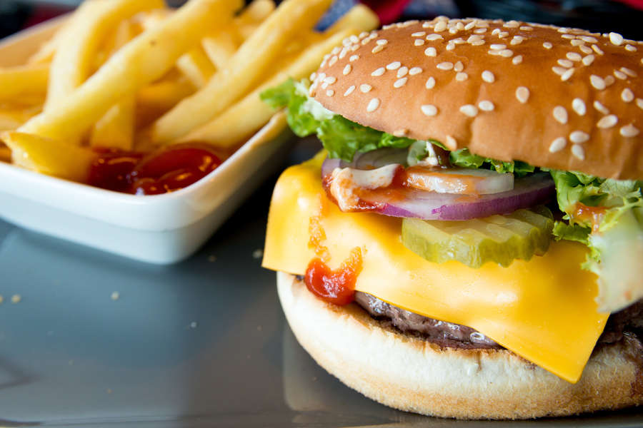 Stories of Bad Restaurant Customers - Off the Menu - Thrillist