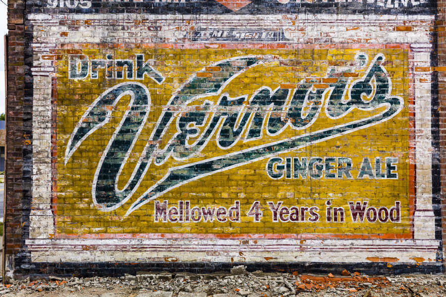 Detroit Bars Serving Vernors Cocktails for Vernors Week - Thrillist