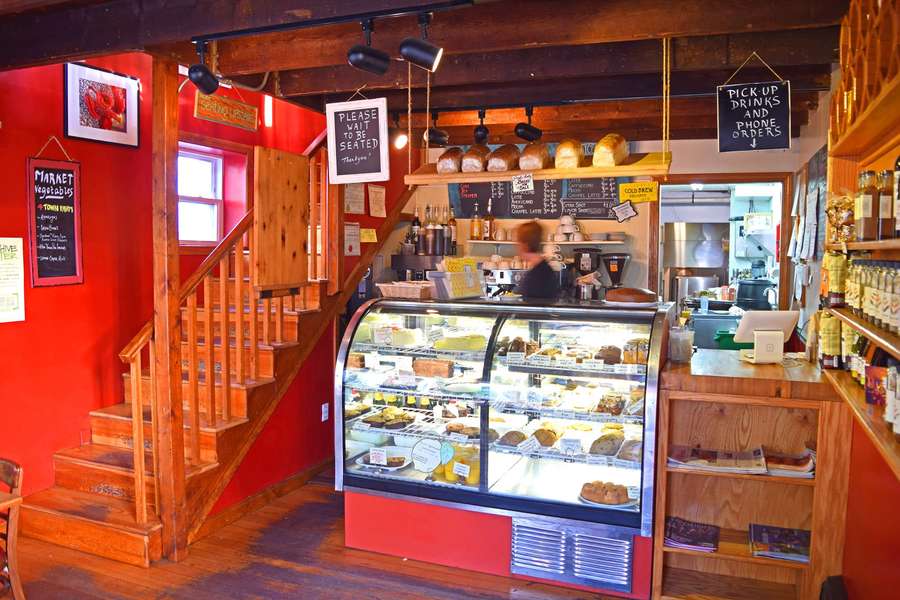 Beehive Cafe: A Restaurant in Bristol, RI - Thrillist