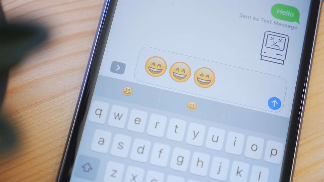 iPhone iOS 10 New Messages Features - Thrillist