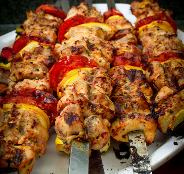 Aleppo Pepper Chicken Kebabs Skewer Video Recipe - Thrillist