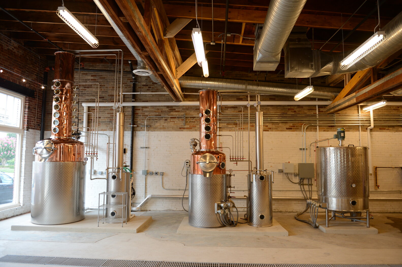 Best Local Distilleries, According to Top DC Bartenders - Thrillist