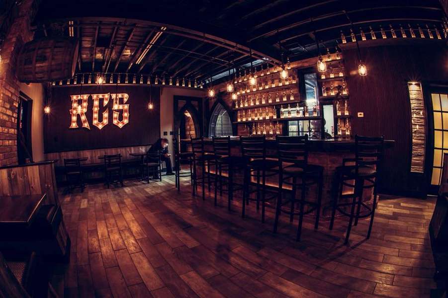Rusted Crow Distillery: A Restaurant in Dearborn Heights, MI - Thrillist