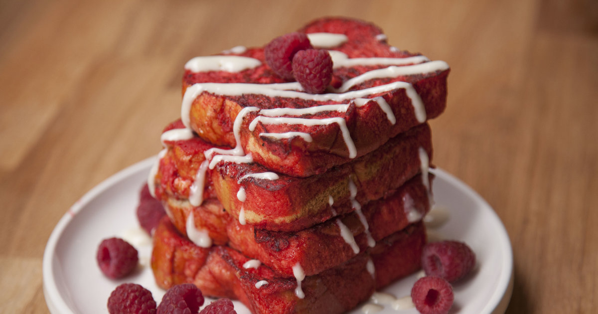 Red Velvet Churro French Toast Recipe Video - Thrillist