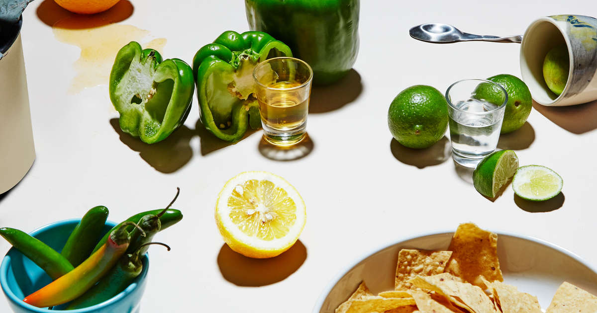 Mezcal 101: Everything You Need to Know - Thrillist
