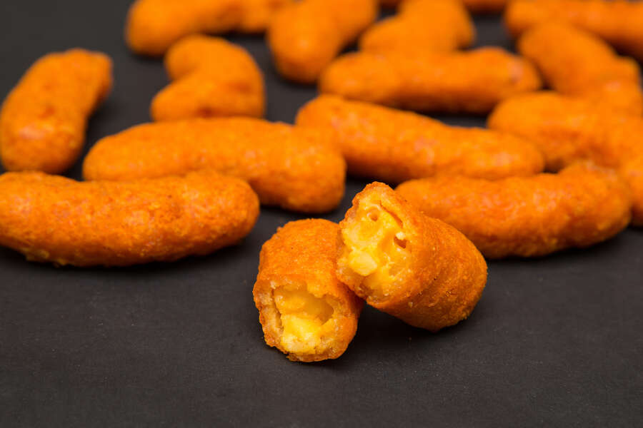 Burger King Mac N' Cheetos Taste Test - Thrillist