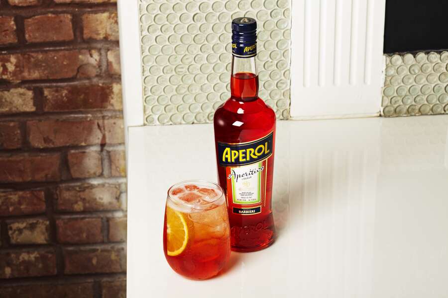 Your Guide to Aperol including Aperol Cocktails and Spritzers - Thrillist