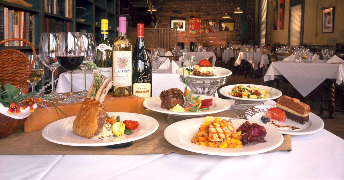 The MaD PLaTTeR: A Nashville, TN Bar.