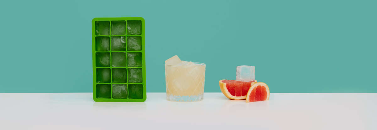 Greyhound Cocktail Recipe: How to Make the Classic Greyhound Drink ...