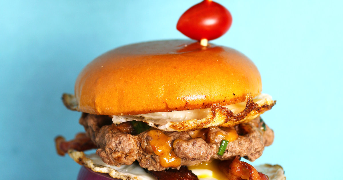 Ultimate Breakfast Burger Recipe Video - Thrillist