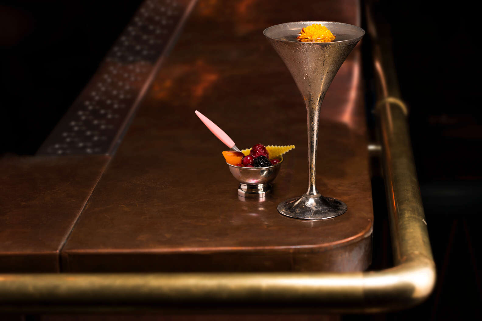 Best Cocktail Bars in London, England for Mixed Drinks - Thrillist