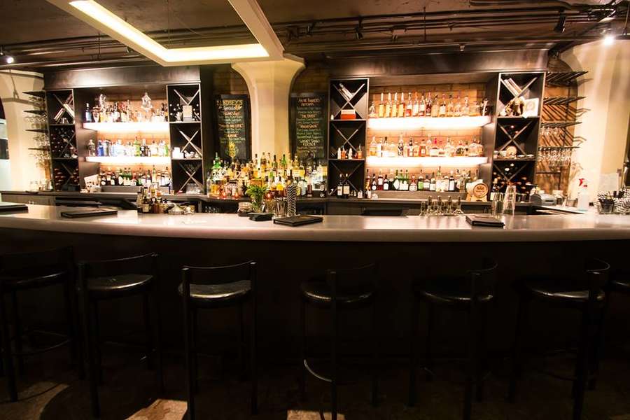 Society Lounge: A Bar in Cleveland, OH - Thrillist