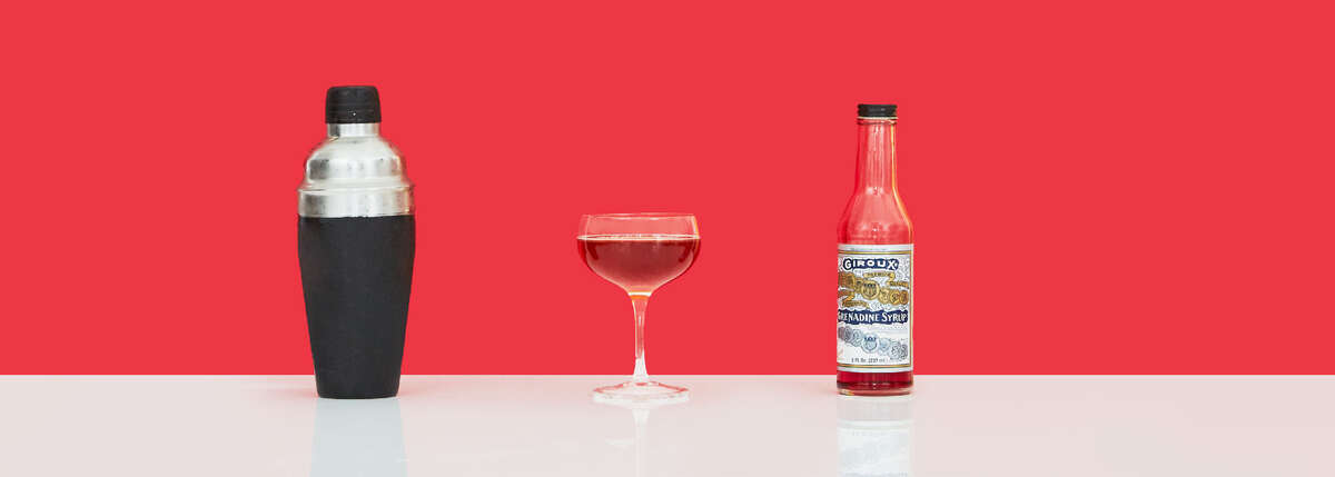 Jack Rose Recipe: How to Make a Jack Rose Drink - Thrillist