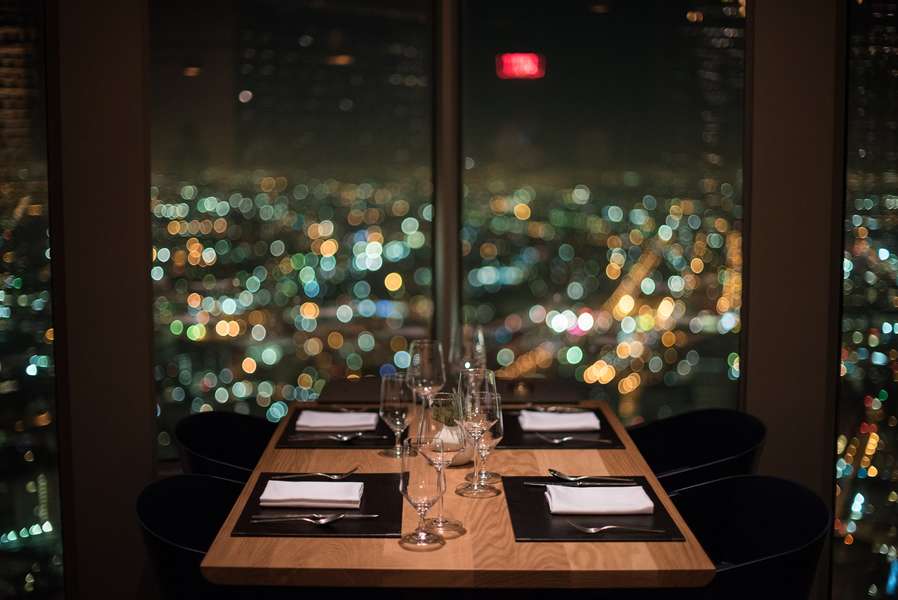71Above: A Bar in Los Angeles, CA - Thrillist