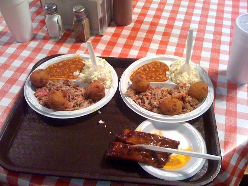 Little Pigs BBQ: A Restaurant in Columbia, SC - Thrillist