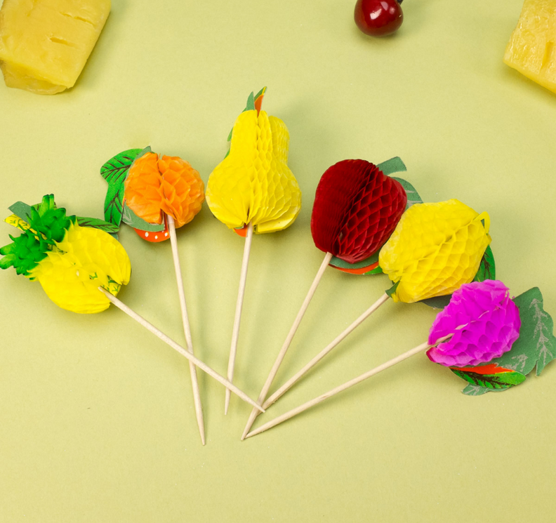 Tiki Cocktail Garnish Ideas for Your Tropical Drinks - Thrillist