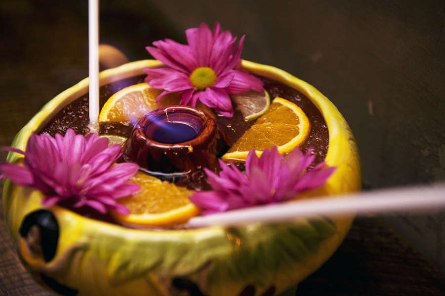 Scorpion Bowl Etiquette: How to Drink From a Scorpion Bowl - Thrillist