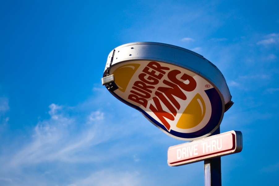 Fast-Food Workers Tell Their Craziest Drive-Thru Stories - Thrillist