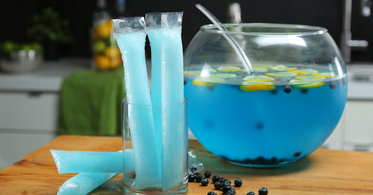 Blue Hawaiian Punch Freeze Pops Recipe Video - Thrillist
