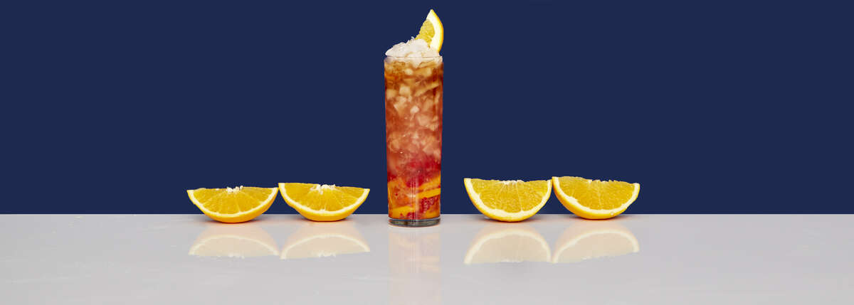 Sherry Cobbler Recipe: How to Make a Sherry Cobbler Cocktail - Thrillist