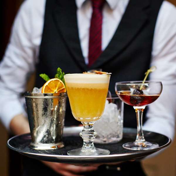 Red Phone Booth: A Bar in Atlanta, GA - Thrillist