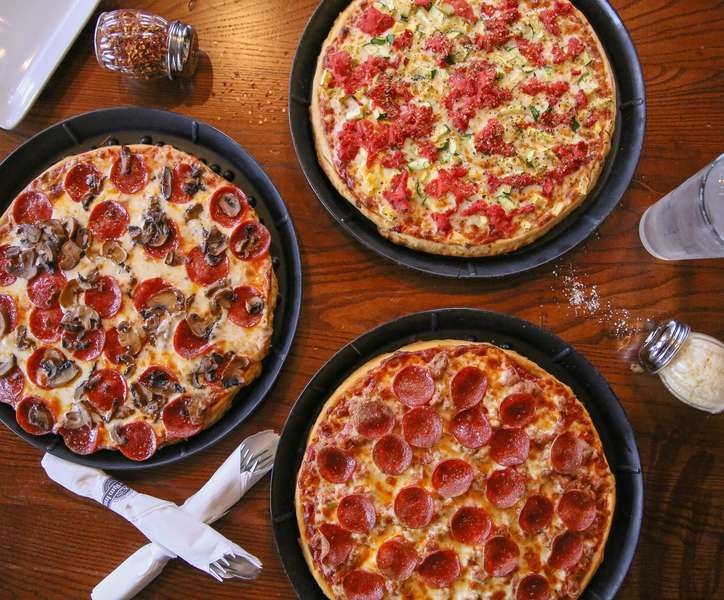 Home Run Inn: A Restaurant in Chicago, IL - Thrillist