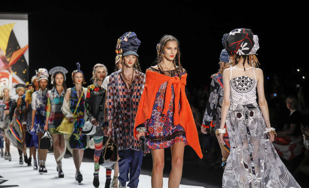 New York Fashion Week Events Open to the Public: NYFW Schedule 2016 ...