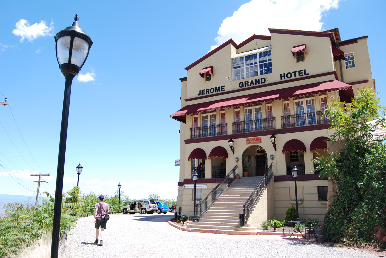 Where to Stay in Arizona: Unique Hotels & Motels - Thrillist