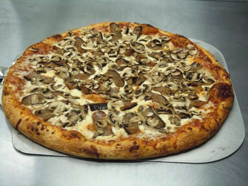 Sy's New York Pizza: A Restaurant in Eugene, OR - Thrillist