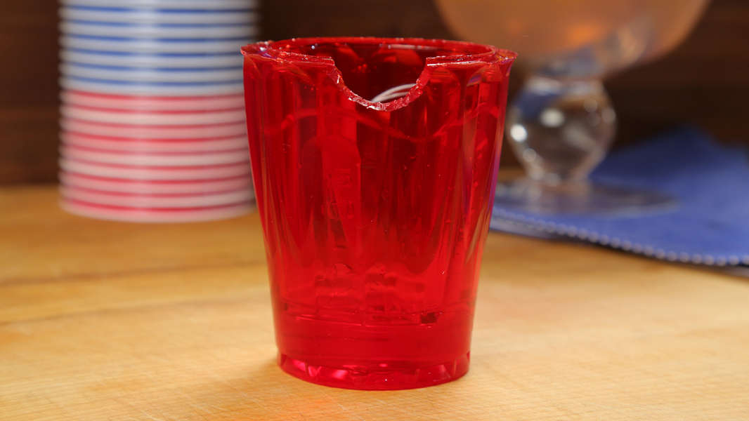 Jell-O Gummy Cups Recipe Video - Thrillist