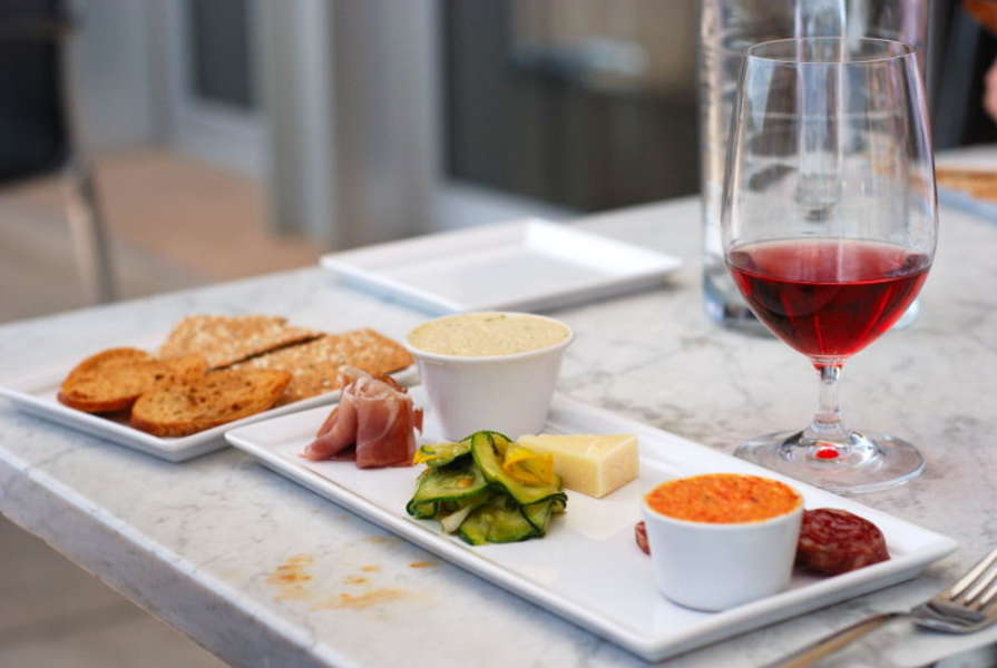 Fulton Five: A Restaurant in Charleston, SC - Thrillist