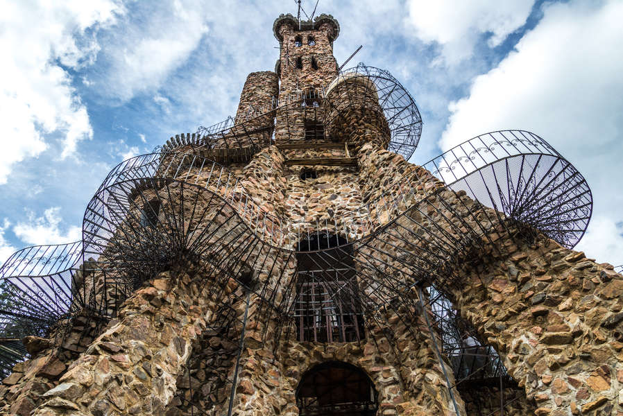 Weirdest, Most Bizarre Buildings in America - Thrillist