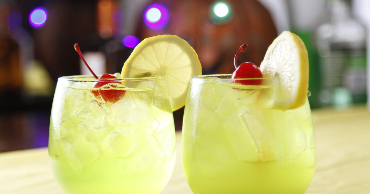 Halloween Drinks: The Good and Evil Cocktail - Thrillist