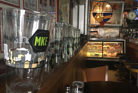 4th Base: A Milwaukee, WI Bar.