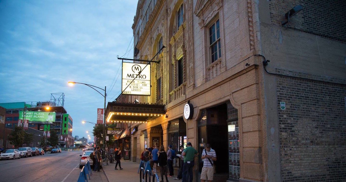 Things You Didn't Know About Metro Chicago, Wrigleyville's Iconic ...