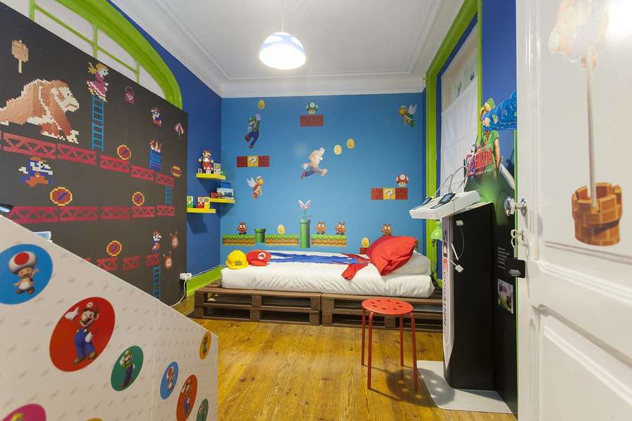 A 'Super Mario Bros.' Gaming Suite Is Now Available on Airbnb - Thrillist