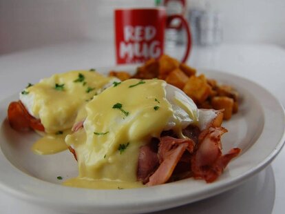 Red Mug Diner: A Restaurant in Orlando, FL - Thrillist