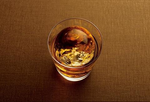 Best Japanese Whiskey Brands to Buy and Drink - Thrillist